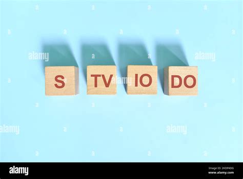S Tv Io Do Basic Sentence Pattern English Grammar Concept Wooden
