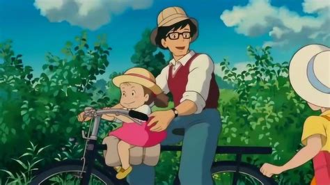 龙猫爸爸小梅大山谷图库