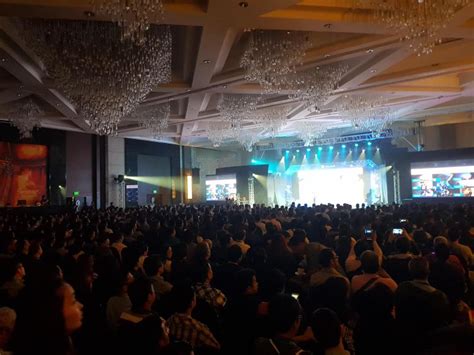 Christian Lim On Linkedin Now Kicking Off Our First Ever Azure Summit Ph Event With Almost 900