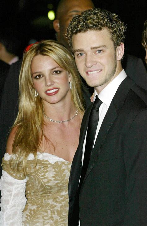 Britney Spears Didnt Lose Virginity To Justin Timberlake Book Us Weekly