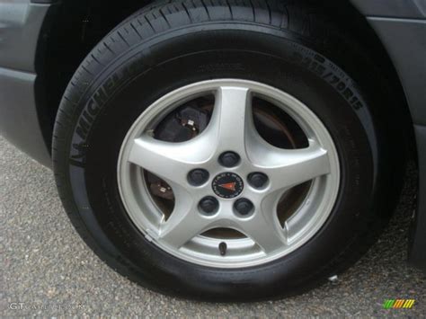2003 Pontiac Montana Standard Montana Model Wheel Photo 44860880