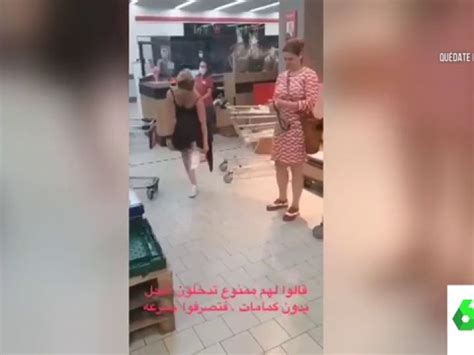 Varias J Venes Se Quitan Las Bragas Para Usarlas Como Mascarillas