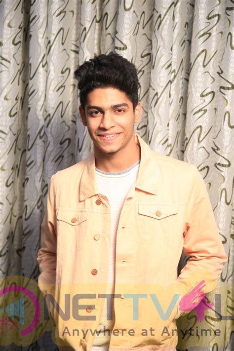 Actor Roshan Abdul Rahoof Exclusive Interview Images 605875