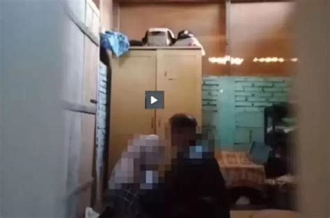 Video Guru Dan Murid Di Gorontalo Berbuat Mesum Viral Di Medsos Republika Online