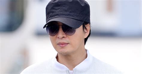 배용준 은퇴하나 공식 홈페이지도 운영 중단