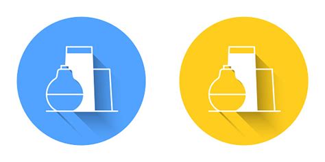 긴 그림자 배경으로 격리 된 화이트 오일 탱크 저장 아이콘 석유 및 가스 산업용 선박 탱크 오일 탱크 기술 스테이션 서클 버튼입니다 벡터 가솔린에 대한 스톡 벡터 아트 및
