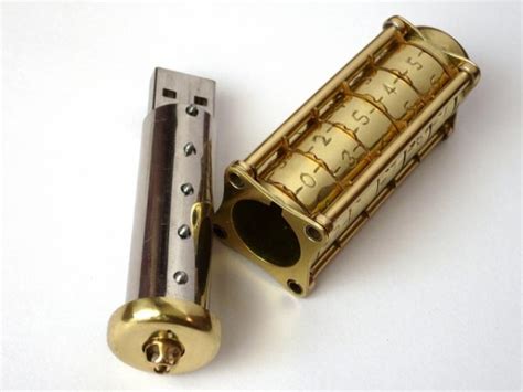 Steampunk Usb Flash Drive With Combination Lock Gadgetsin