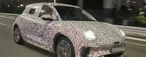 Flagramos O Gwm Ora Gt O Mini Elétrico Chinês Anti Byd Dolphin Webmotors