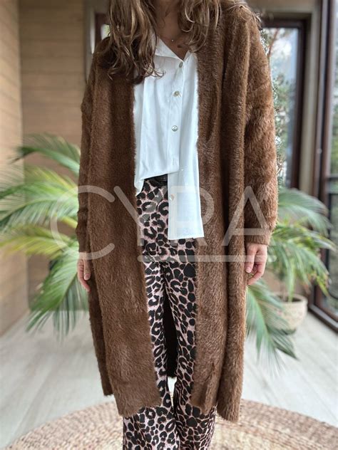 Cardigan Susane Chocolate Cyra Tienda