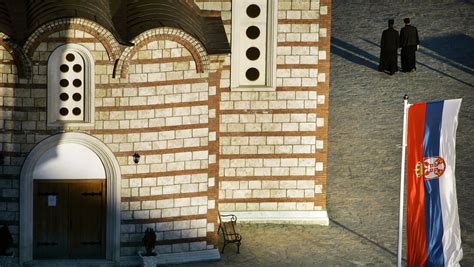 Светиње уништене у погрому обнављане новцем Србије Русије и ЕУ — Rt Balkan