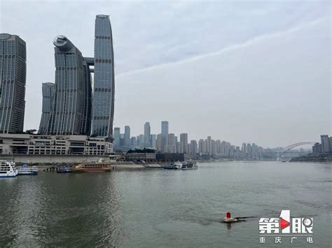 阴阳云重庆上空惊现分割线 云层 天空 水汽
