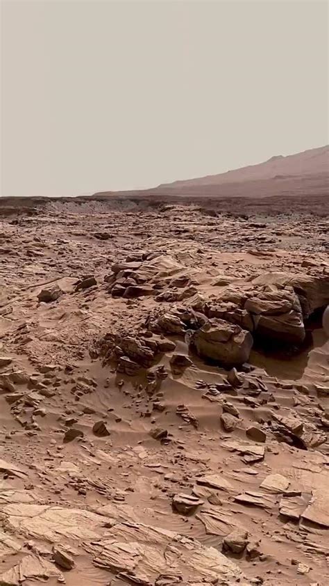 欣赏下距离我们5500万公里的火星最新地貌…… 新浪新闻