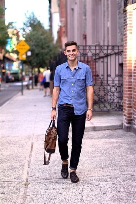 20 Cool Outfit Ideas For College Guys With Styling Tips