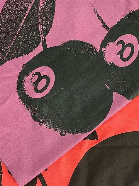 스투시 체리 🍒 프린팅 느낌 Kream