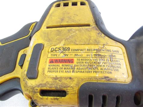 DeWalt DCS369 ATOMIC 20V MAX Cordless Brushless Compact Reciprocating Saw