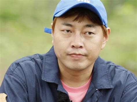 개그맨 이진호 인터넷 불법 도박 자수 “잘못된 판단으로 빚 떠안아”