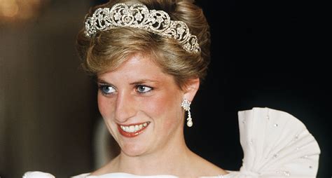 Princess Dianas Niece Lady Amelia Looks Like Aunt In New Pics Purewow