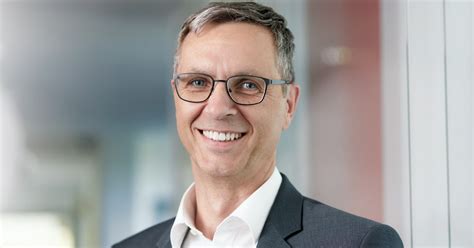 [beckhoff 인터뷰] Guido Beckmann 박사 인터뷰 모듈형 산업용 로봇 시스템의 장점