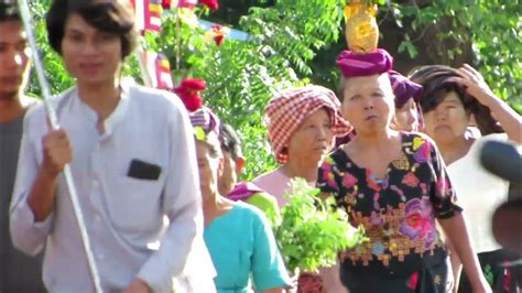 ဖိုလေးလုံးကျေးရွာ မိုးရွာသွန်းဖြိုးဖို့အရေး တတ်ညီလက်ညီ ကုသိုလ်ပြုကြသည်။ Youtube