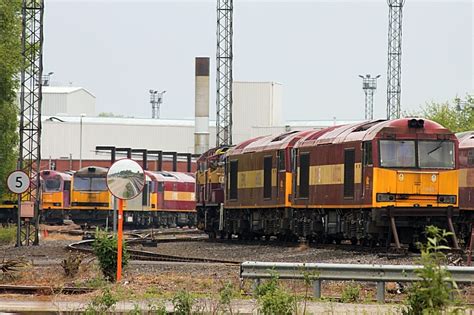 [wnxx] Stored Scrap Locomotive Galleries Class 60 To Class 67 Class