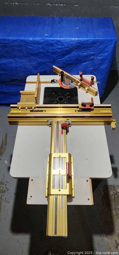 Incra Router Table Top With Ls Positioner Fence System Maxsold