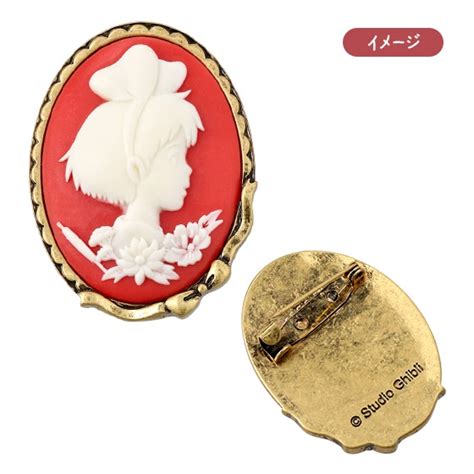 더쿠 지브리 여성 캐릭터들로만 나온 카메오 브로치 굿즈