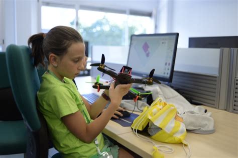 Dronesplaycode11 Playcode Academy