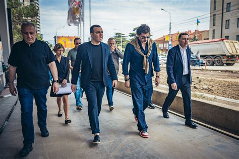 თბილისის ვაკის რაიონში ქაქუცა ჩოლოყაშვილისა და გიორგი წერეთლის