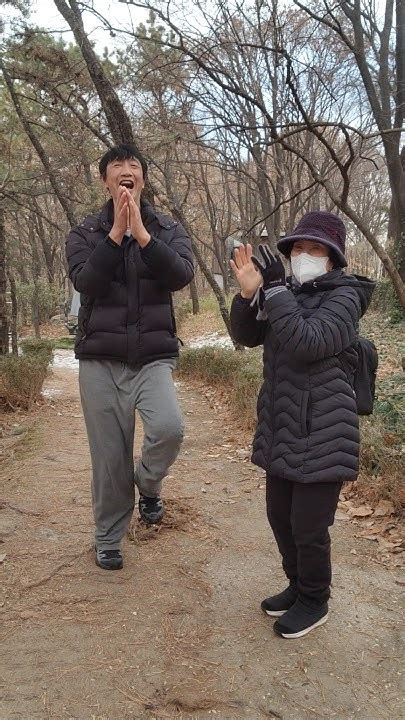 울면 안돼 누가 착한 앤지 나쁜 앤지 알고 계신데 오늘밤에 다녀 가신데 메리 크리스마스 웃어요 웃자 하하하 Christmas Youtube