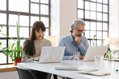 Vrabotuvanje Една компанија до пензија кој уште верува во ова