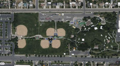 ФОТО “Үндэсний цэцэрлэгт хүрээлэн” Хөшөө ТҮЦ ээр дүүрчээ Isee Mn