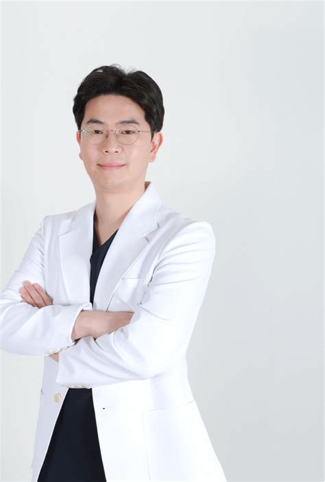 사적인아름다움지유의원 최준호 강남언니 1등 성형수술and피부시술 정보앱