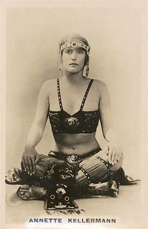 9 Hot Sexy Annette Kellerman Bikini Pics