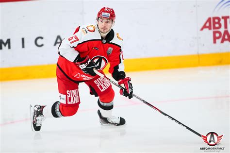 ХК«Автомобилист» — ХК«Сибирь» — Фото — Арена Уралец