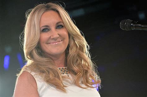 Lee Ann Womack Announces New Album Record Contract