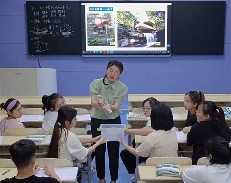 我校表彰省教学创新大赛一等奖获得者吴静宏 新闻中心 创新创业学院