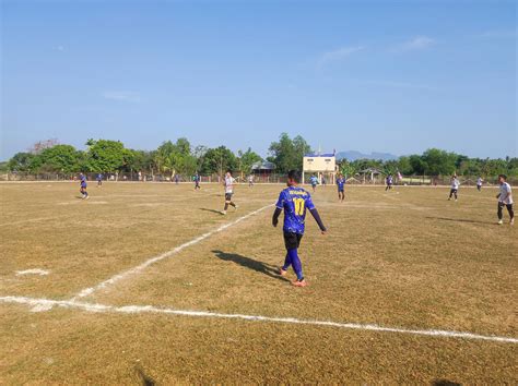ကမမောင်းမြို့၌ ၇၅ နှစ် မြောက် စိန်ရတုပြည် ထောင်စု နေ့ အထိမ်းအမှတ် ရပ်က