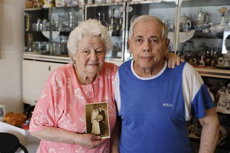 홀로코스트 생존자 부부 이야기 더펠로우십