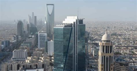 Oracle Strengthens Saudi Arabias Ai Economy With Opening Of Second Public Cloud Region Mahesh