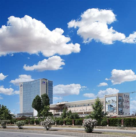 پروژه ها صنایع روشنایی مازی نور