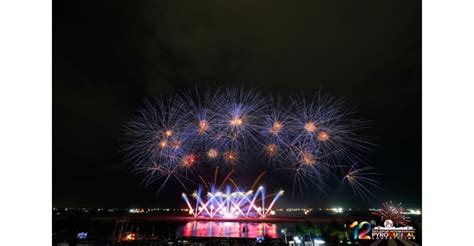 5 Reasons To Watch The 12th Pyromusical At Sm Moa Sm Supermalls