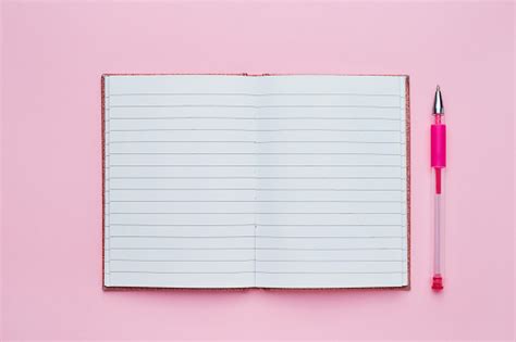 빈 페이지와 분홍색 펜이 있는 열린 노트북의 상단 보기 학교 개념으로 돌아갑니다 0명에 대한 스톡 사진 및 기타 이미지 0명 개념 공란 Istock