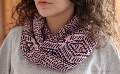 All About The Vertex Cowl Pattern Lucinda Makes