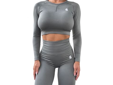 Light Metal Booty Crop Top Bootyshopeu