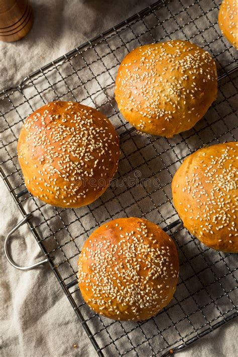Homemade Sesame Seed Hamburger Buns Stock Image Image Of Yeast Bread 189576855