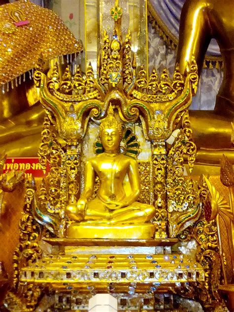 พระพุทธรูปทองคำ สมัยสุโขทัย วัดพิพัฒน์มงคล ทุ่งเสลี่ยม สุโขทัย ขุดพบ