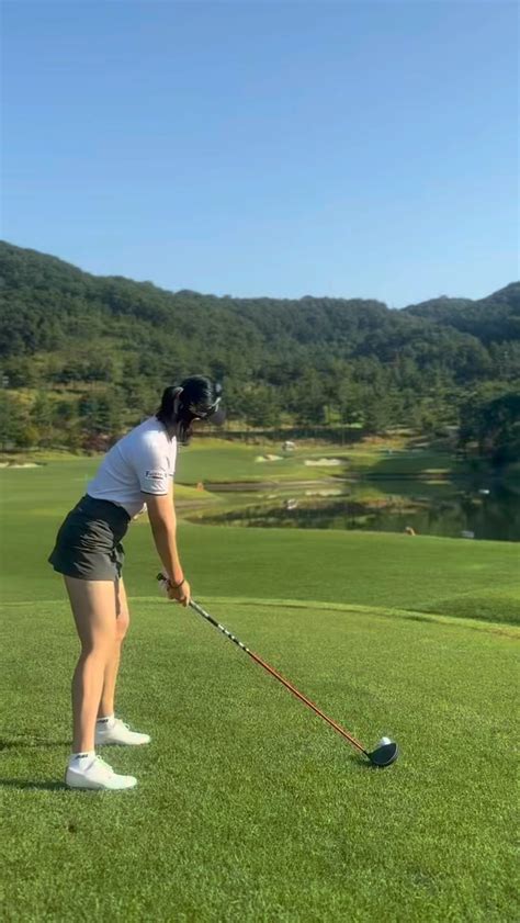 김혜진 프로골퍼 골프레슨문의 Driver Swing 일산골프연습장 아하골프스튜디오 김혜진프로 포틴골프코리아 포틴드라이버 겔롱d드라이버 레슨문의