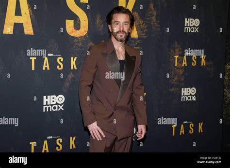 Actor Tom Pelphrey Attends The Hbo Original Drama Series Task Premiere At The Perelman