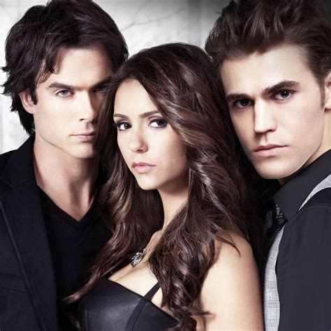 Vampire Diaries Elena And Damon The Vampire Diaries Spinoff Just