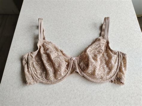 Бюстгальтер — ціна 225 грн у каталозі Бюстгальтери Купити жіночі речі за доступною ціною на Шафі